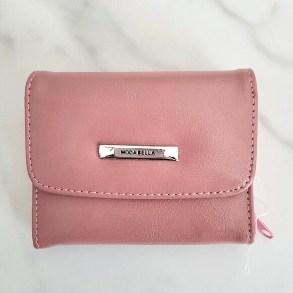 moda bella | Bags | Moda Bella Pink Vegan Leather Compact Coin Card ...